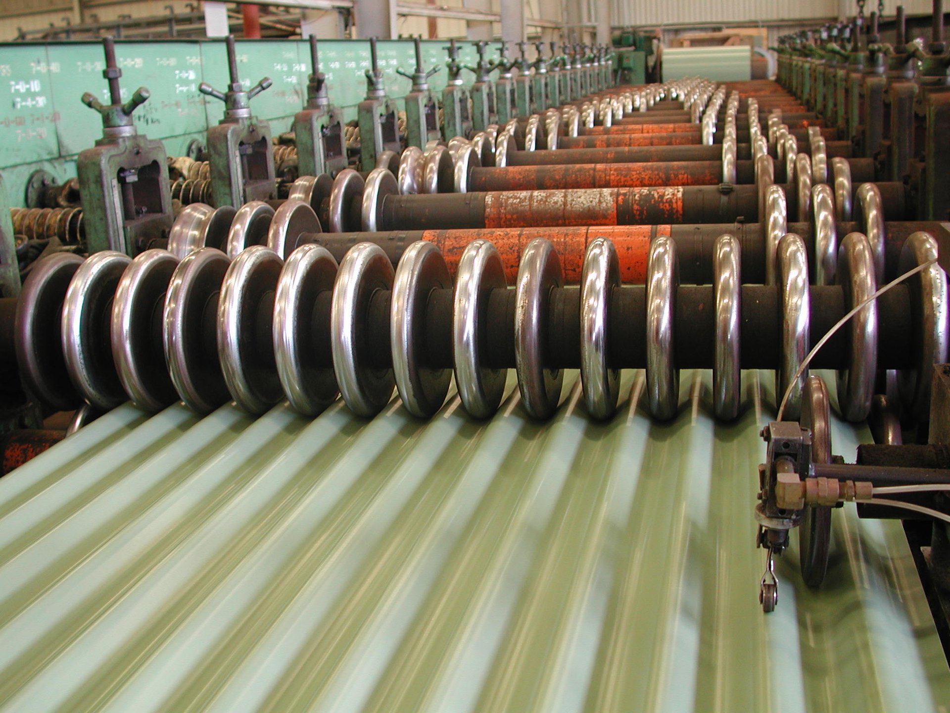How Roll Forming and Tubing Works - Kloeckner Metals Corporation